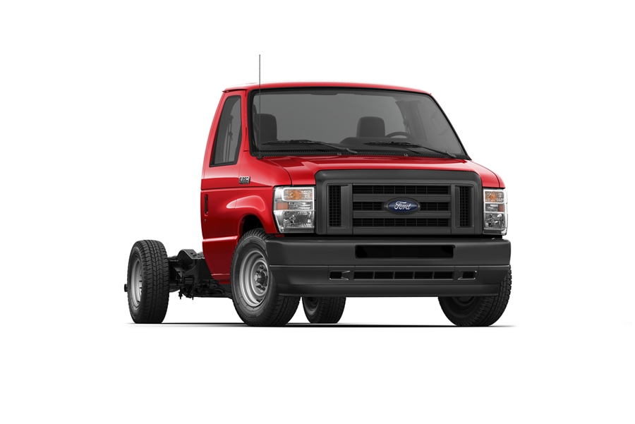2021 Ford® E-Series Cutaway | A Better Work Van for Your Business