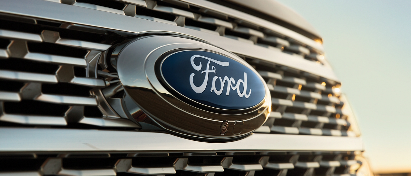 2019 Ford® Expedition SUV | 3rd Row Seating for 8 Passengers | Ford.com