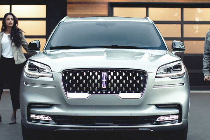 Galería de fotos y videos en 360° de la Lincoln® Aviator 2020 | Lincoln.com